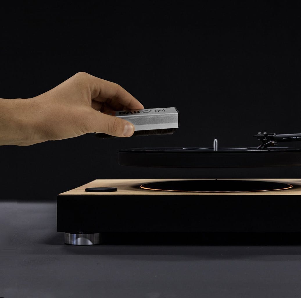 DAKs Carbon Fiber Record Brush Reviews - DAK Industries